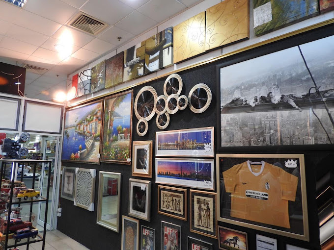 Al Warda Picture Framing Gallery - Sheikh Zayed Road (Photography Service) in Al Satwa | Get ...