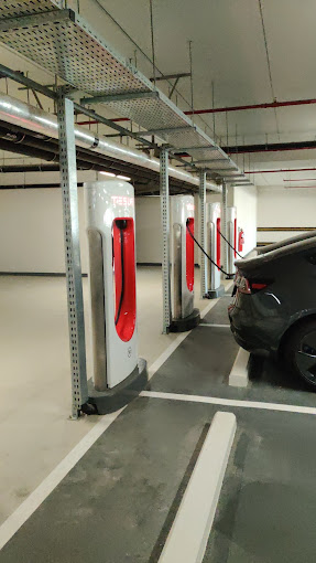 Tesla Destination Charger - Jumeirah Beach Residence (Electric Vehicle ...