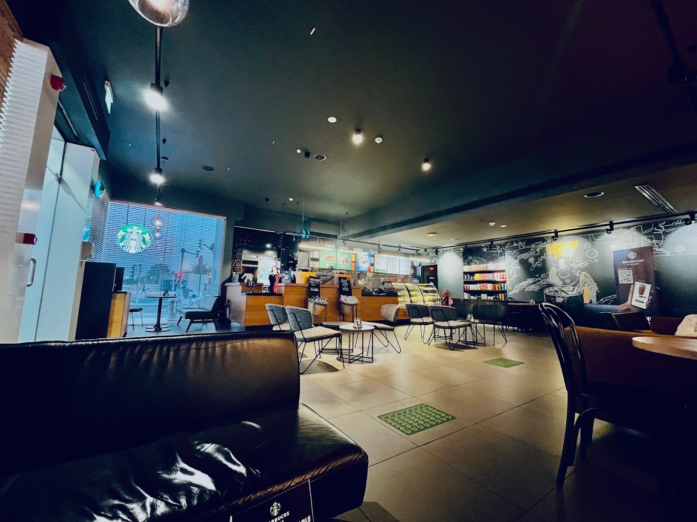 Starbucks - Oud Metha (Cafes) in Bur Dubai | Get Contact Number, Address, Reviews, Rating ...