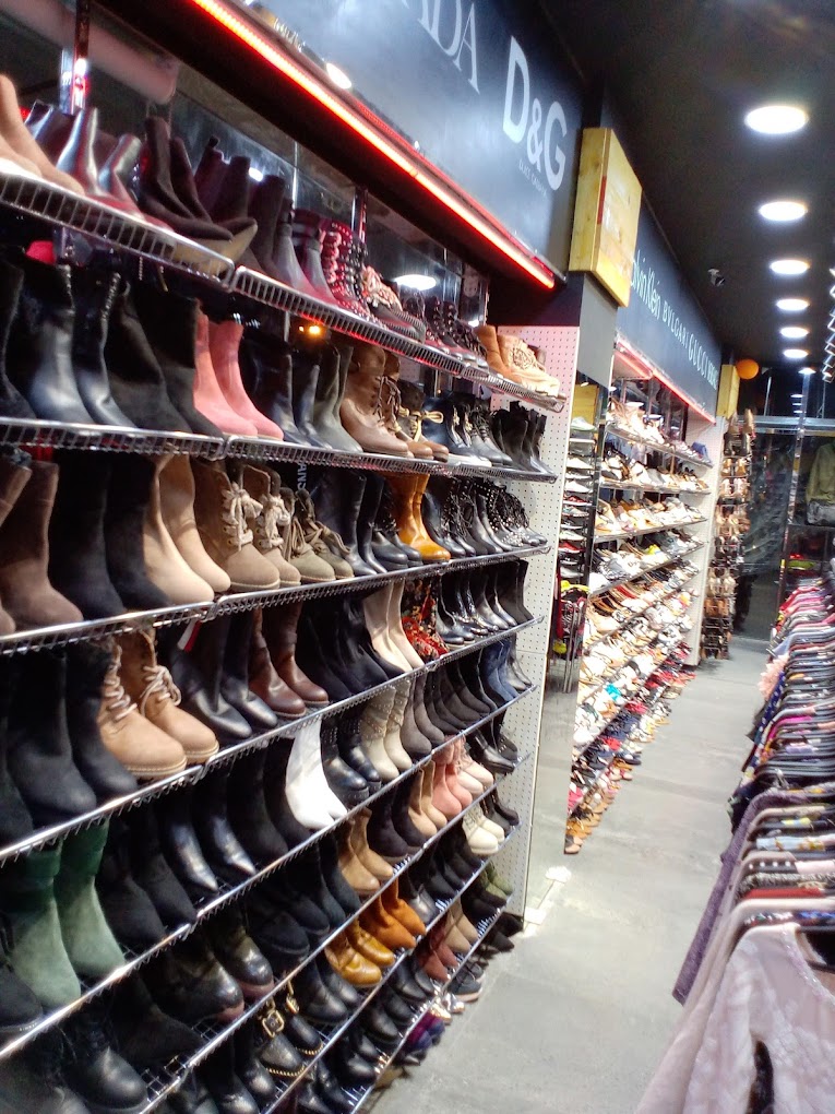 Karakeeb Outlet -Al Barsha (Malls) in Al Barsha | Get Contact Number ...