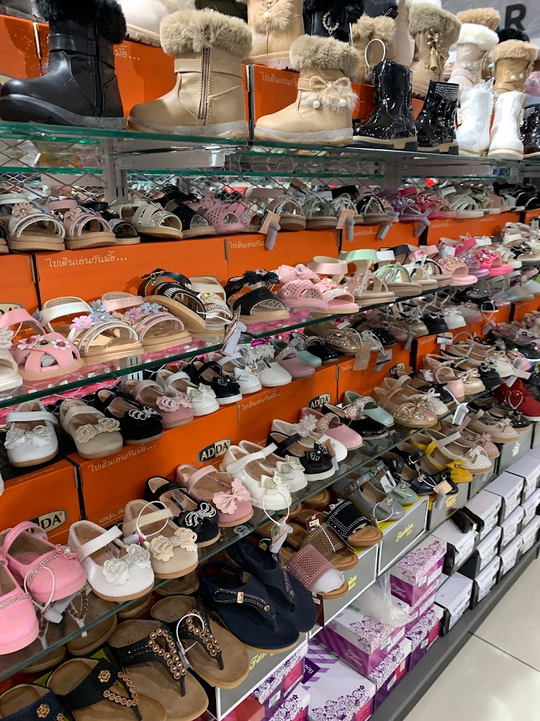 Al Madina Hypermarket - Shams (Department Stores) in Dubai | Get ...