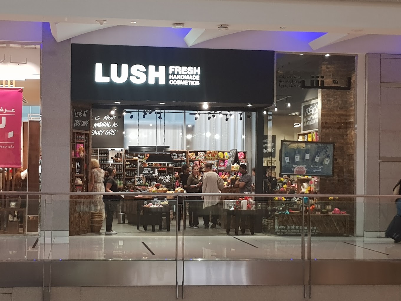 Lush - Dubai Mall (Cosmetic Stores) in Downtown Dubai | Get Contact ... Lush - Dubai Mall (Cosmetic Stores) in Downtown Dubai | Get Contact ...