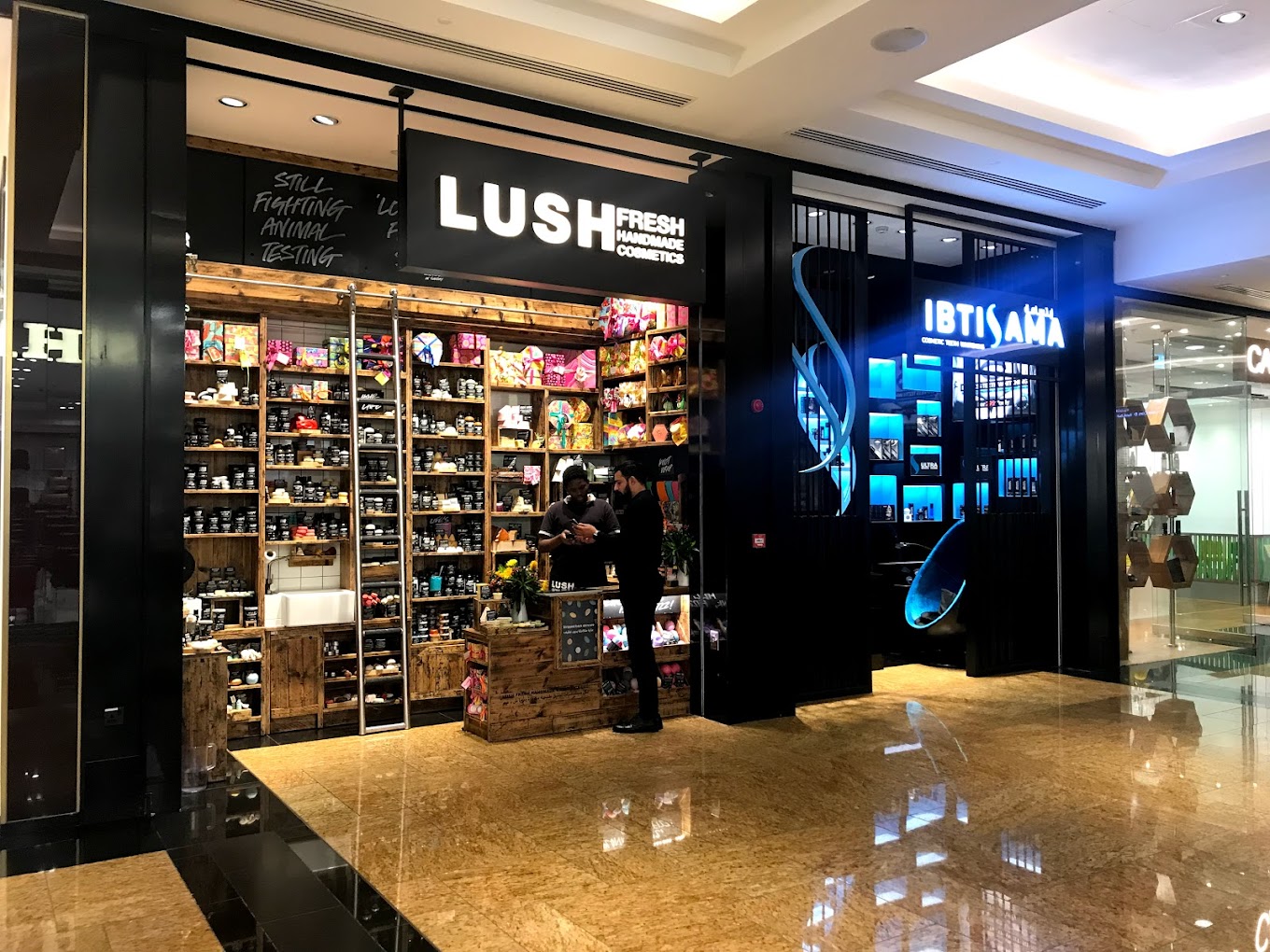 Lush - Mall Of Emirates (Cosmetic Stores) in Al Barsha | Get Contact ...