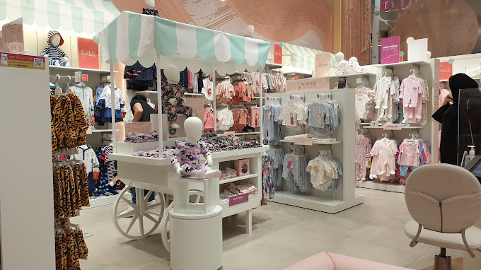 Mom Store - Dubai Mall (Clothing) in Downtown Dubai | Get Contact ...