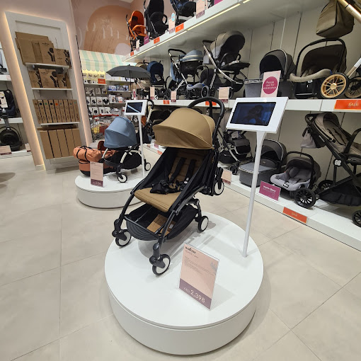 Mom Store - Dubai Hills Mall (Clothing) in Dubai | Get Contact Number ...