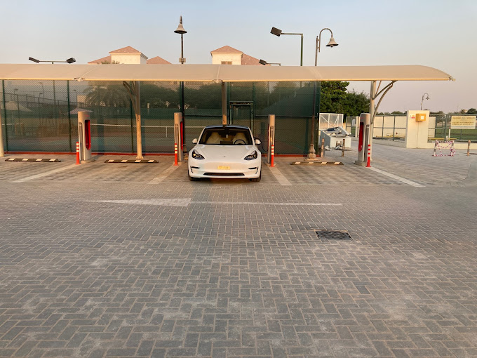 Tesla Destination Charger - Al Marsa St (Electric Vehicle Charging ...