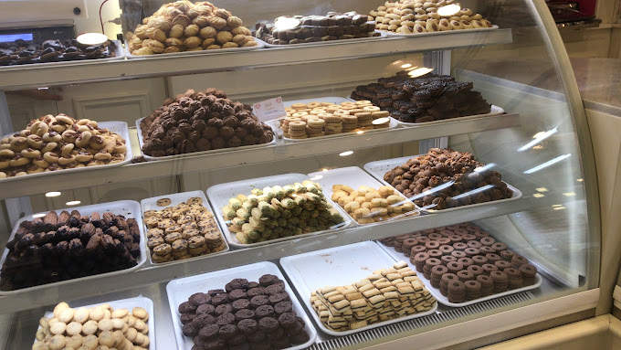 Lareen Sweets Muweilah (Dessert & Sweet shops ) in Muwaileh | Get ...