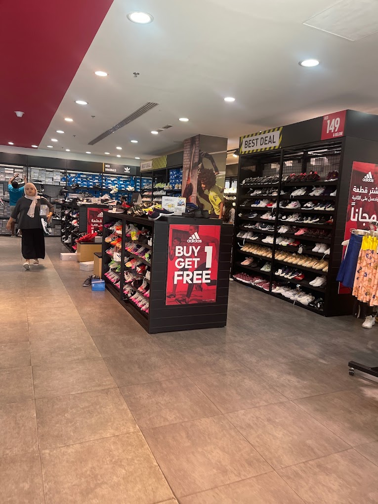Adidas Store - Makeen Building (Sportswear Stores ) in Dubai | Get Contact Number, Address ...