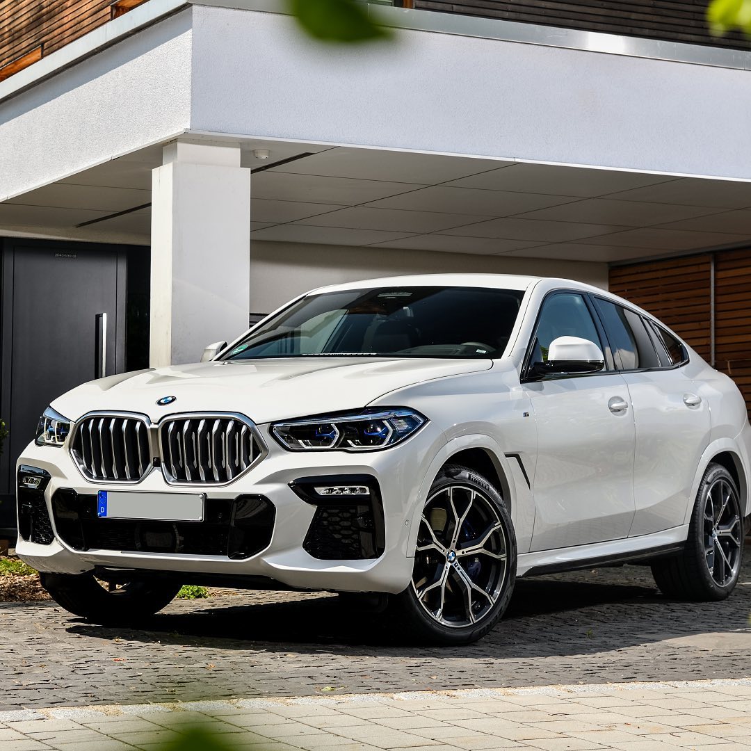 Price Master Car Rental (Car Rentals) in Bur Dubai | Get Contact Number ...